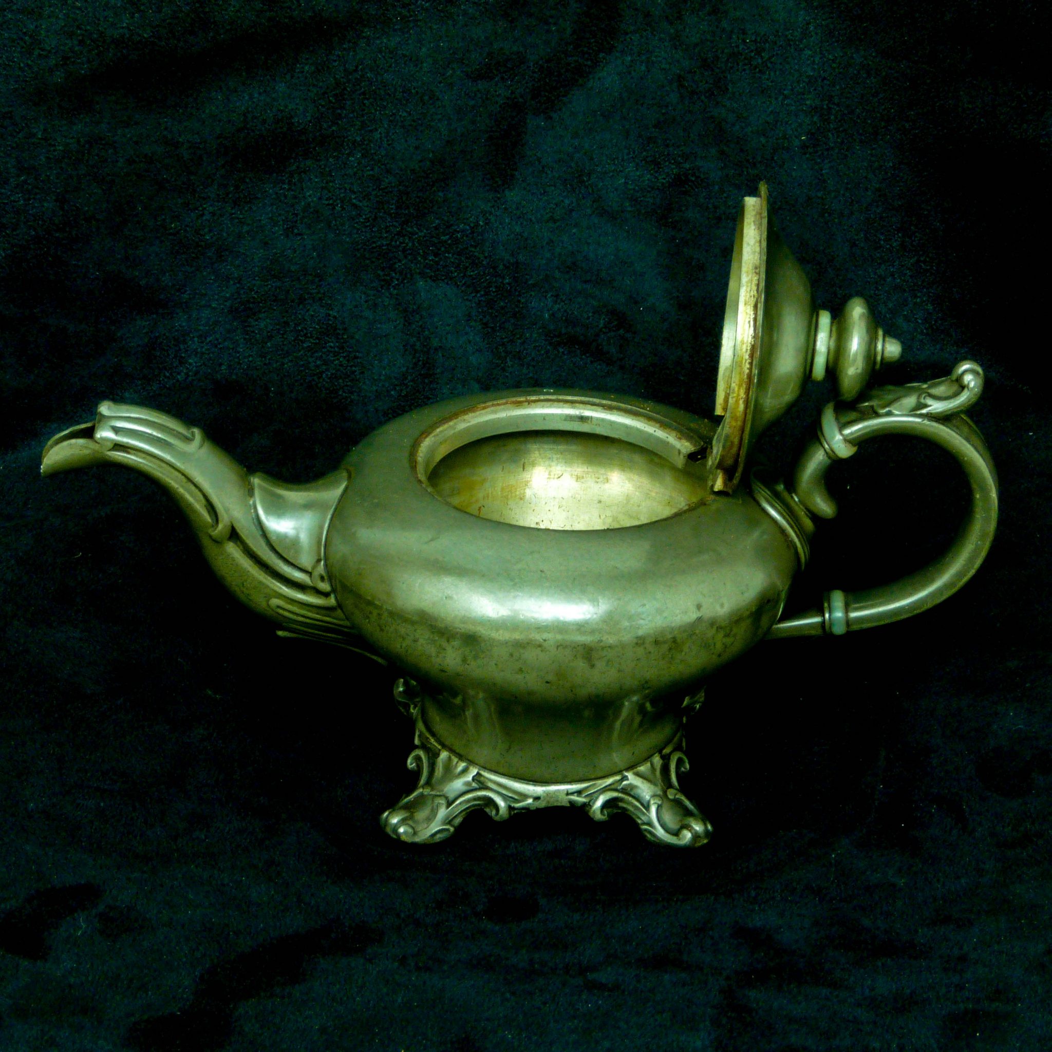 #Victorian Tea Pot - witchantiques.com