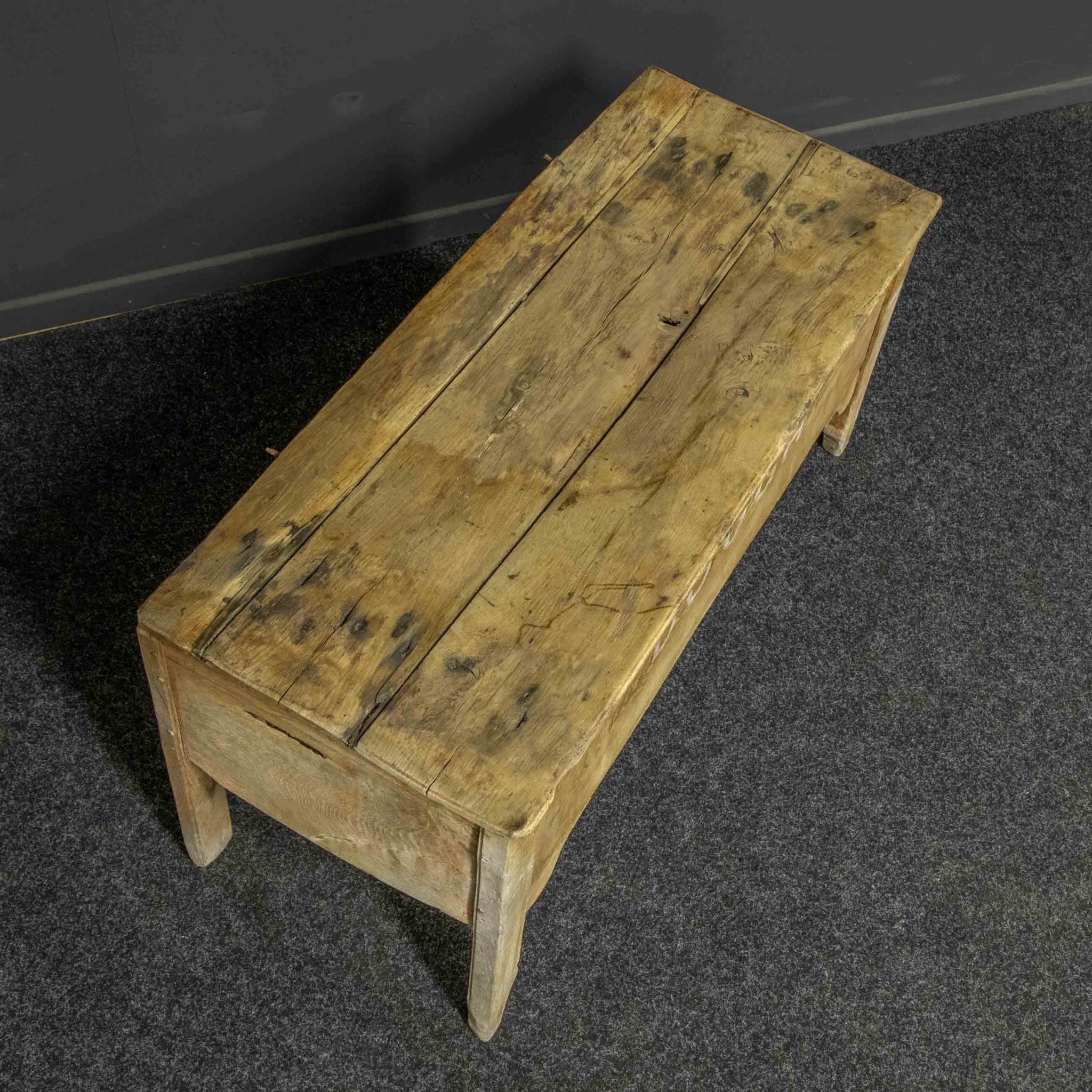 17th Century Dough Bin - Cupboards - witchantiques.com
