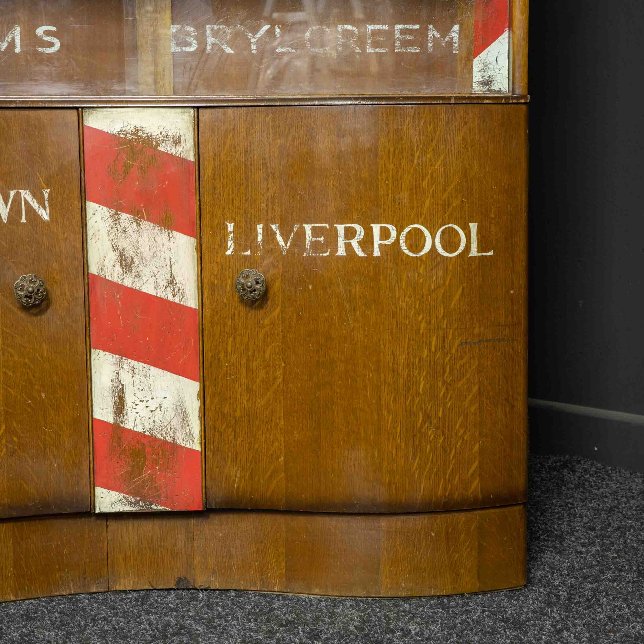 Barbers Cabinet - Cabinets - witchantiques.com