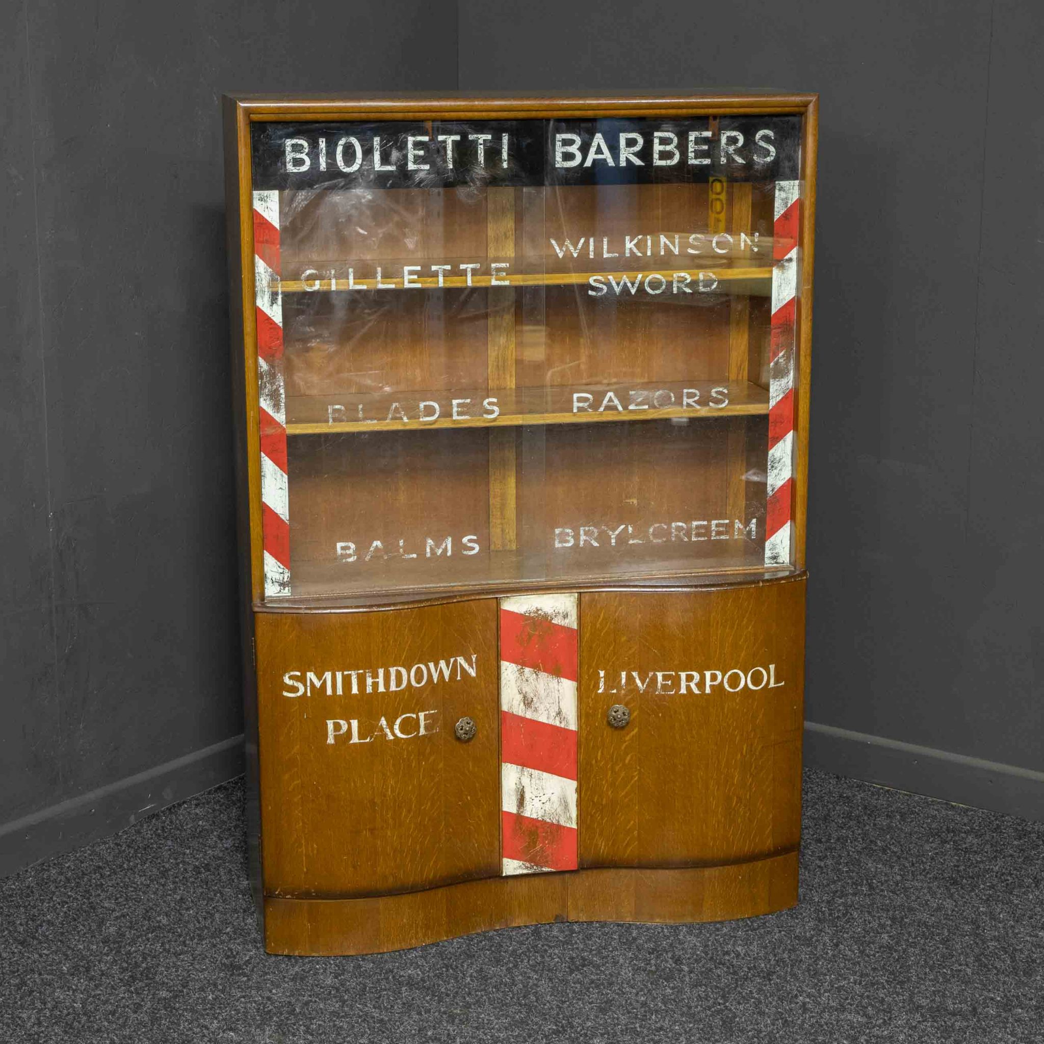 Barbers Cabinet - Cabinets - witchantiques.com