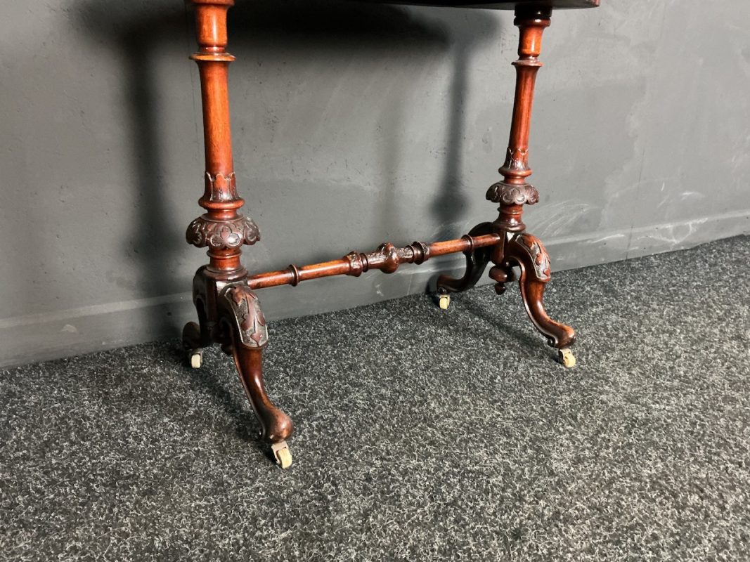 Victorian Walnut Table - witchantiques.com